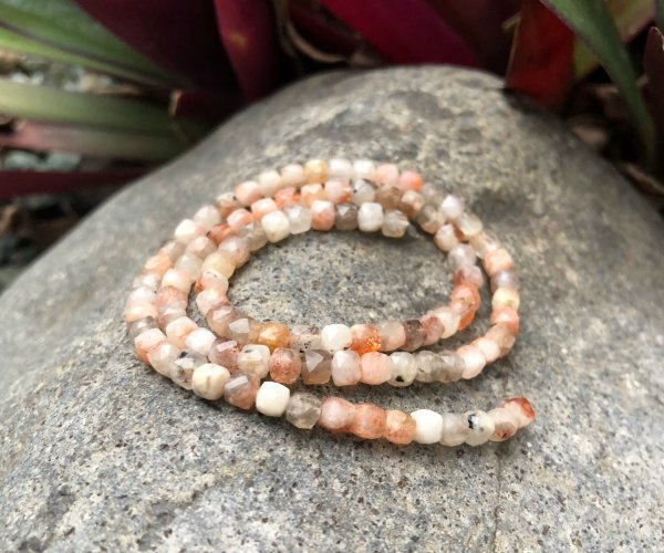Sunstone Faceted Cube Gemstone Beads – 4mm [strand] - My Beads